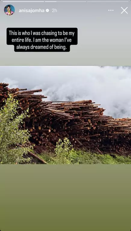 Anisa Riyadh Jomha / @anisajomha & iDubbbz / Ian Kane Jomha / Ian Kane ...