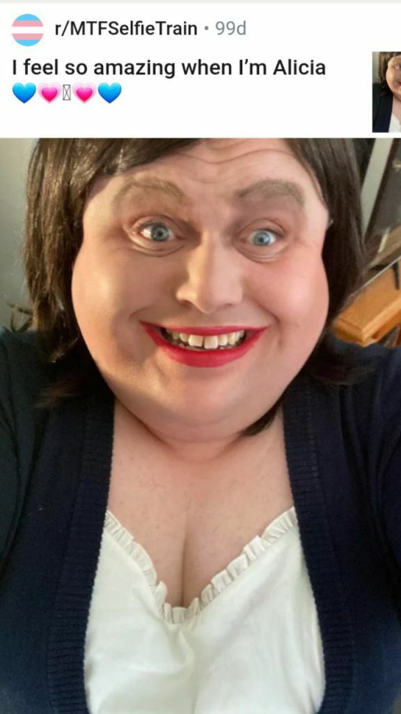 Caden Wayne Scholeck / Jade Scholeck / BlueFolf / Blue / a gassy femdom ...