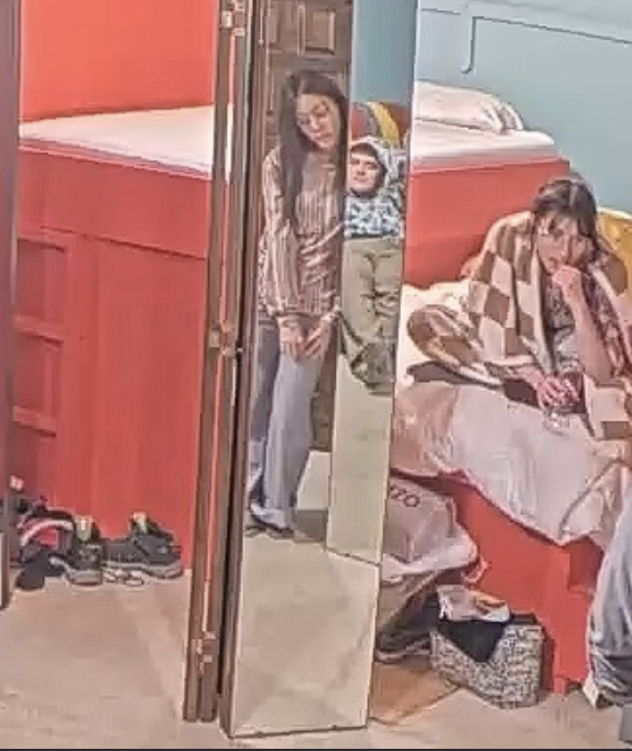 Sam Hyde's Fishtank.live General | Page 1864 | Kiwi Farms