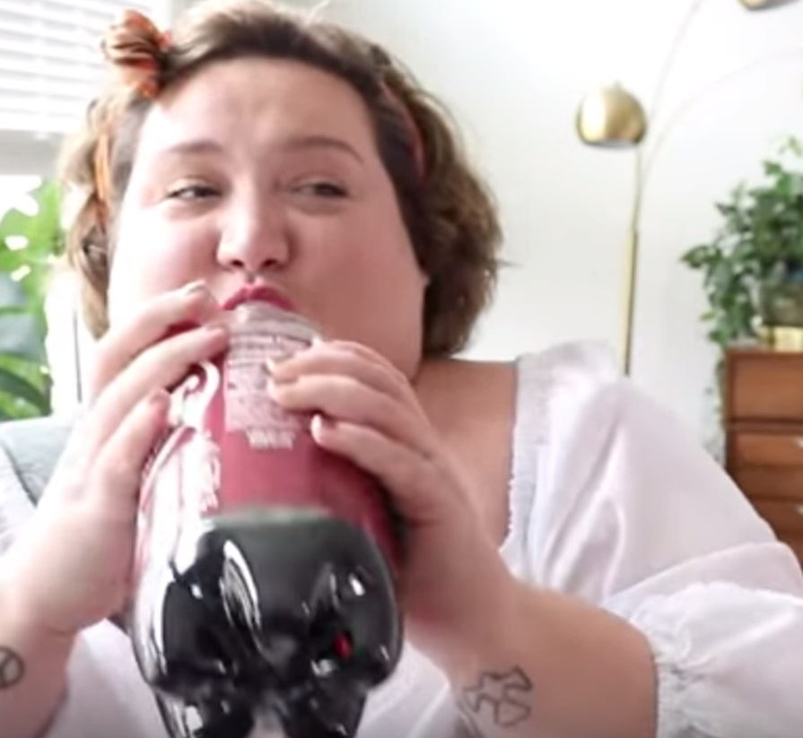 Corissa Enneking / fatgirlflow and Juliana "J" Aprileo ...