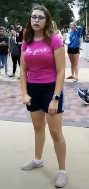 Where In The World is Isabella Janke? | Page 4 | Kiwi Farms