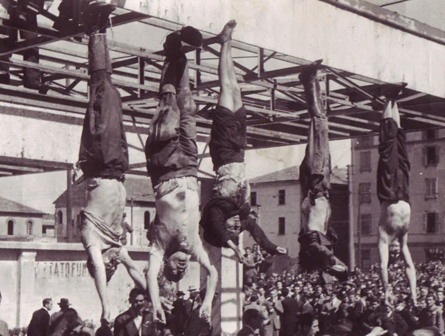 Historical images | Page 101 | Kiwi Farms