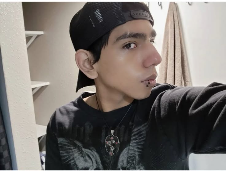 Last Image You Saved | Page 1162 | Kiwi Farms