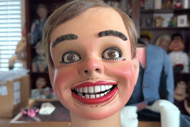 Anisa Riyadh Jomha / @anisajomha & iDubbbz / Ian Kane Jomha / Ian Kane ...