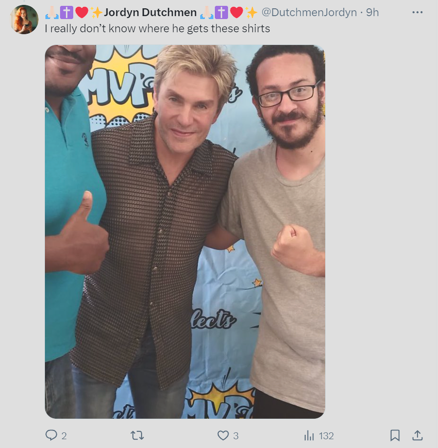 Weeb Wars / AnimeGate / #KickVic / #IStandWithVic / #vickicksback ...